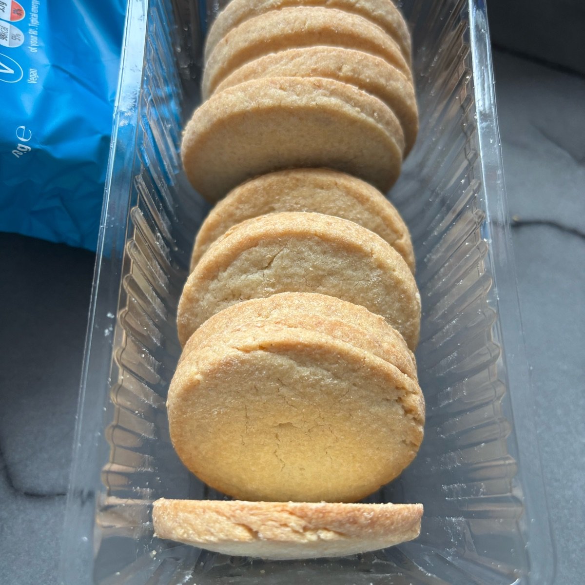 Lemon Flavour Shortbread from OMV! - Vegan Product Reviews & Ratings ...