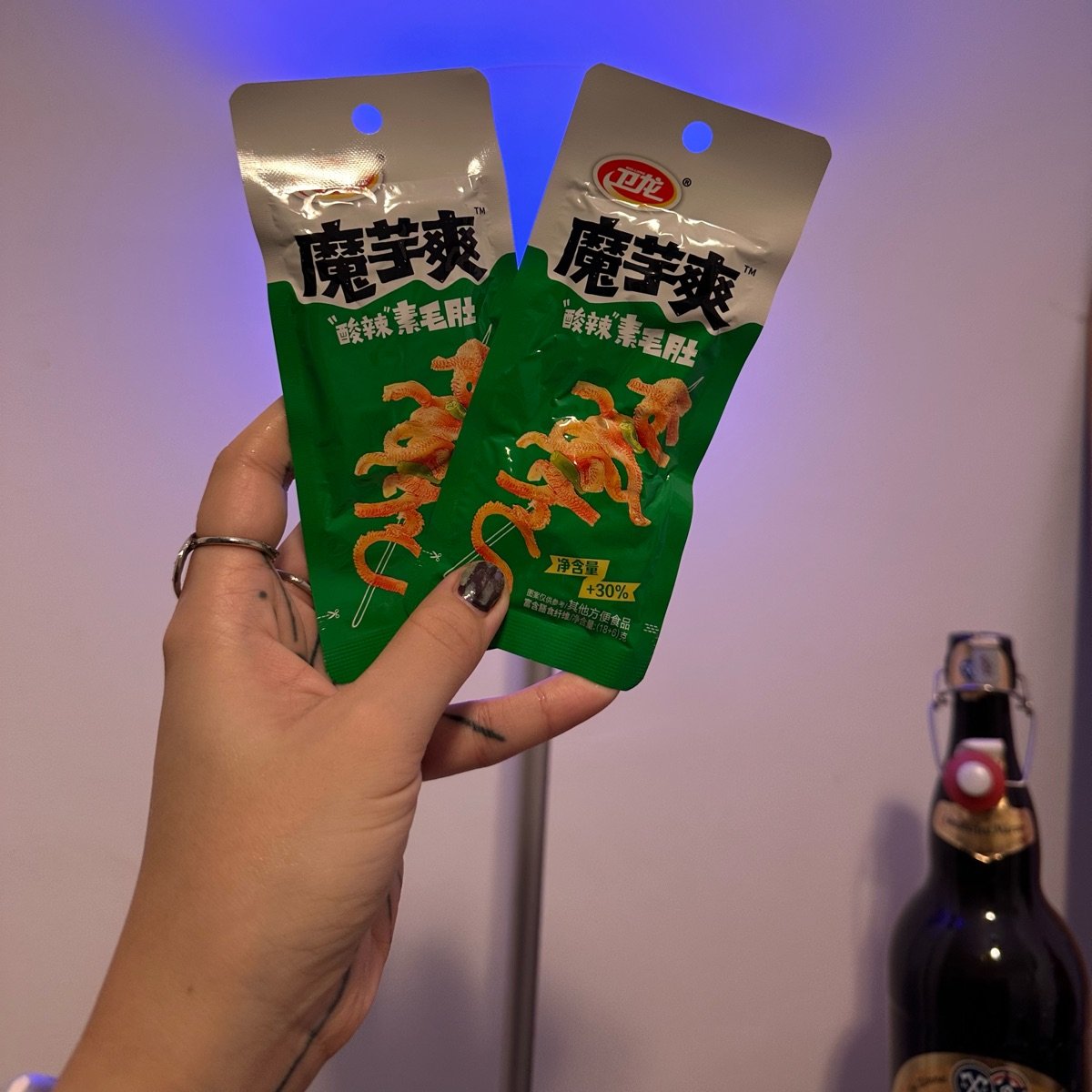 卫龙 Weilong Delicious Konjac Jelly (spicy-sour/ cabe ijo/ green chilli ...