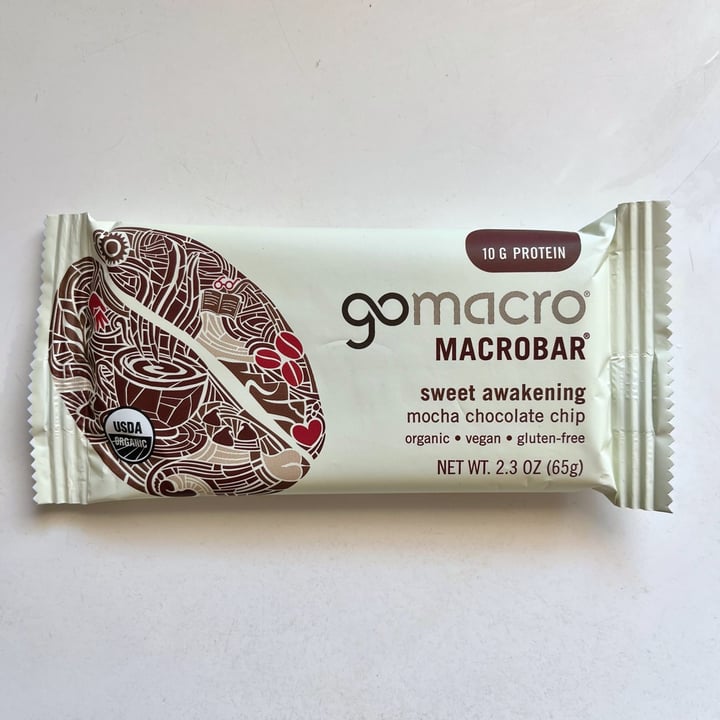 GoMacro Sweet Awakening - Mocha Chocolate Chip Review | abillion