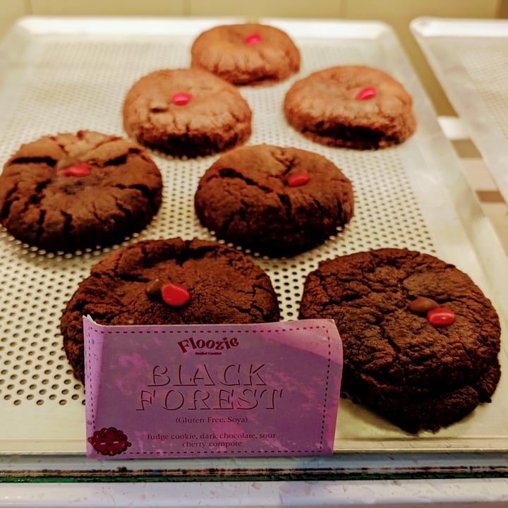 Floozie Cookies United Kingdom Black Forest Cookie Review | abillion