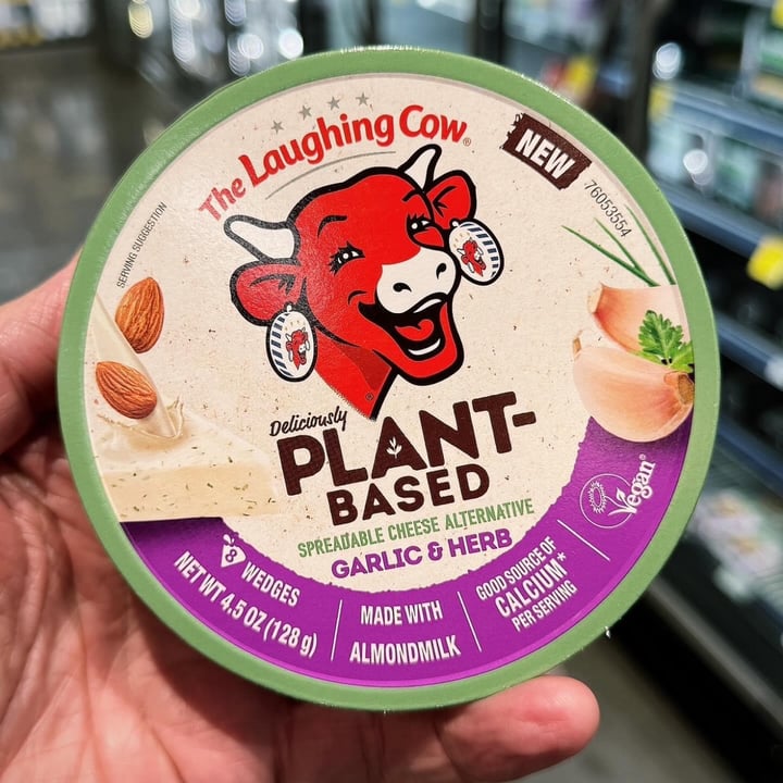 The Laughing Cow Garlic & Herb Plant Based Spreadable Cheese ...