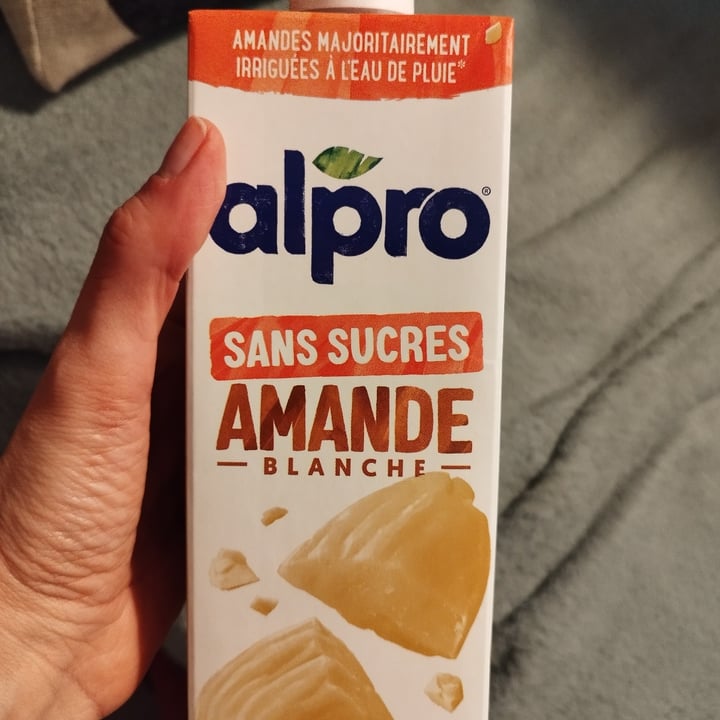 Alpro lait amande blanche Review | abillion