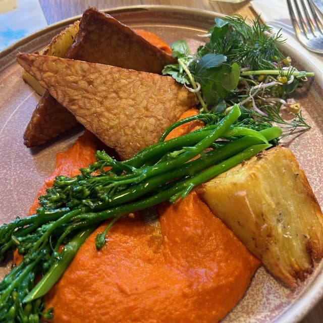 Smoked Tempeh on roasted pepper puree at Veganic - Review by @david ...