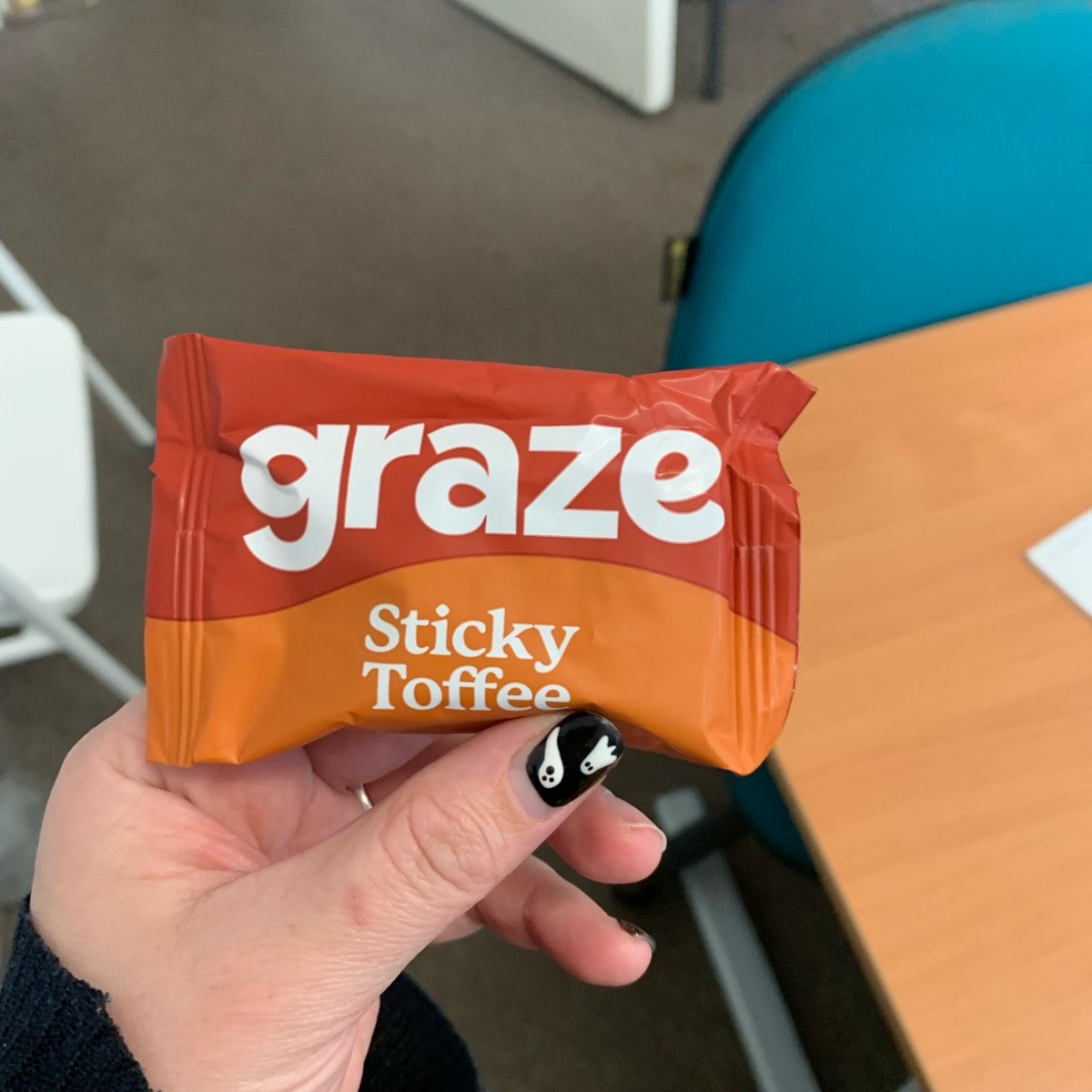 sticky toffee Oat Boosts from graze - Vegan Product Reviews & Ratings ...