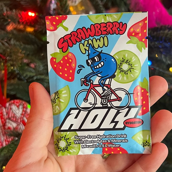 Holy Energy Strawberry Kiwi Hydration Drink Review | abillion