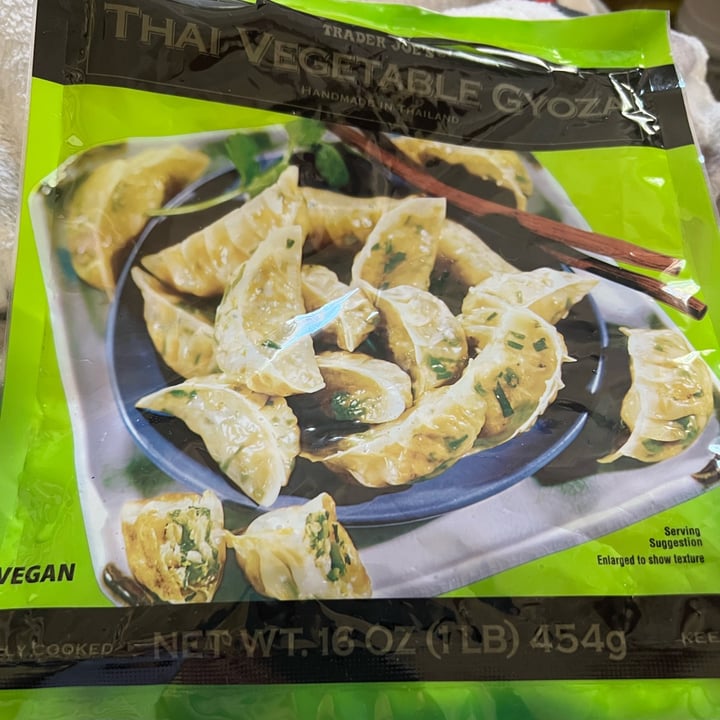 Trader Joe's Thai Vegetable Gyoza Review | abillion