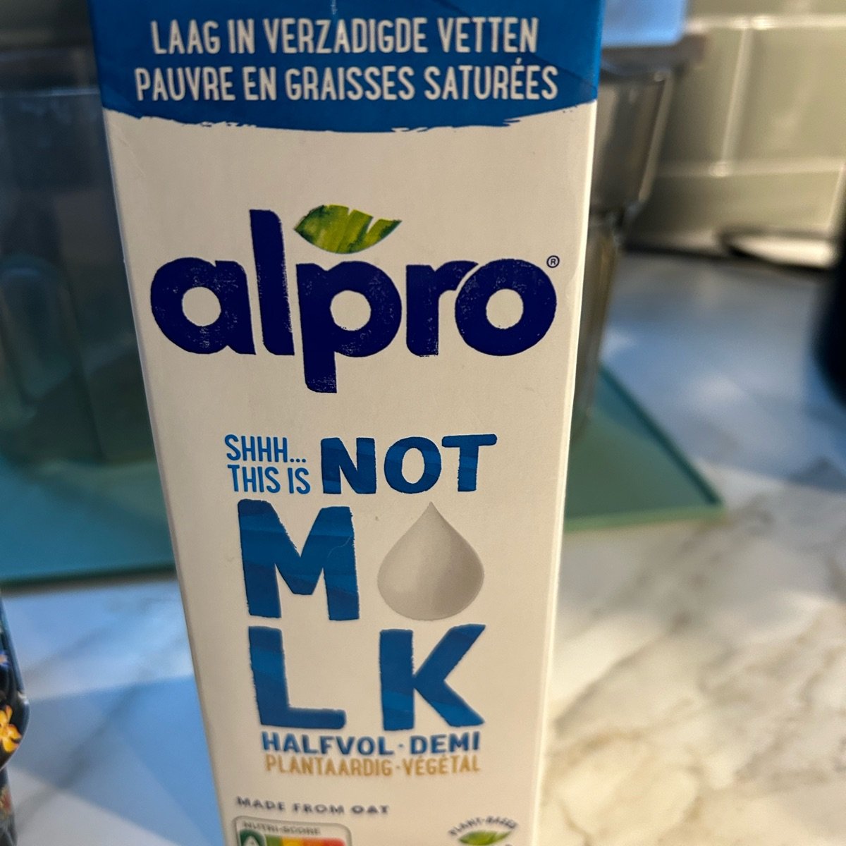 oat milk from Alpro - Vegan Product Reviews & Ratings | abillion