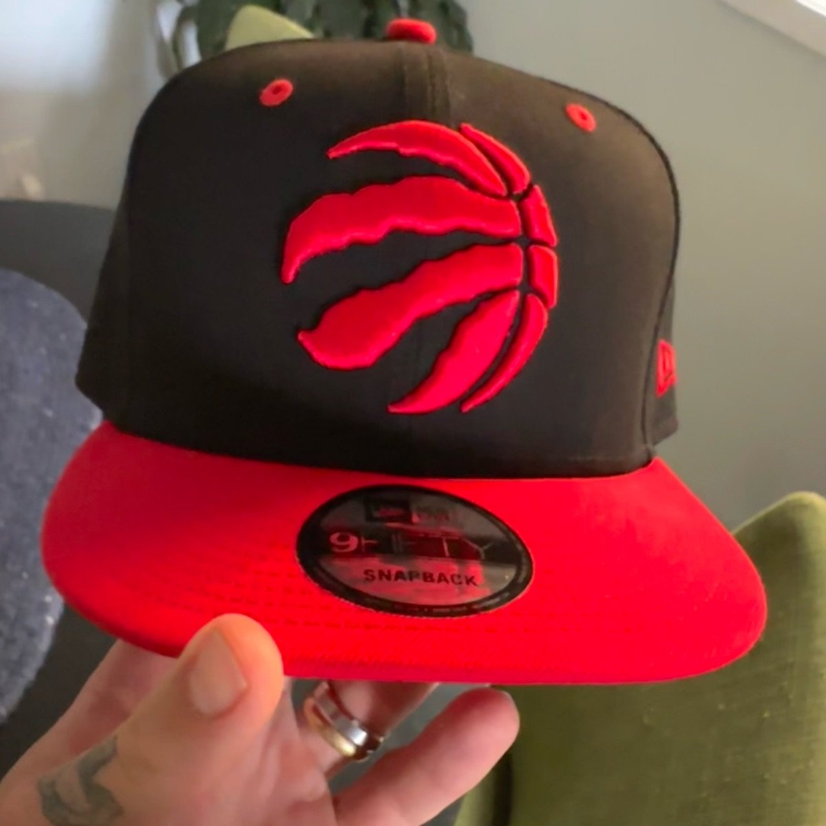 Raptors Snapback from New Era - Vegan Product Reviews & Ratings | abillion