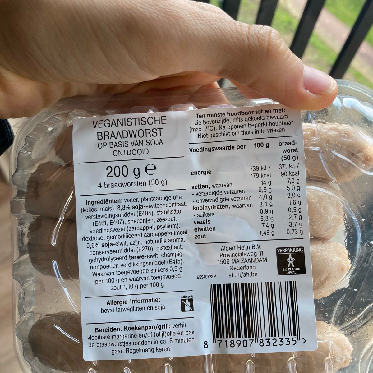 Plantaardige Kip Braadworst from AH terra - Vegan Product Reviews ...