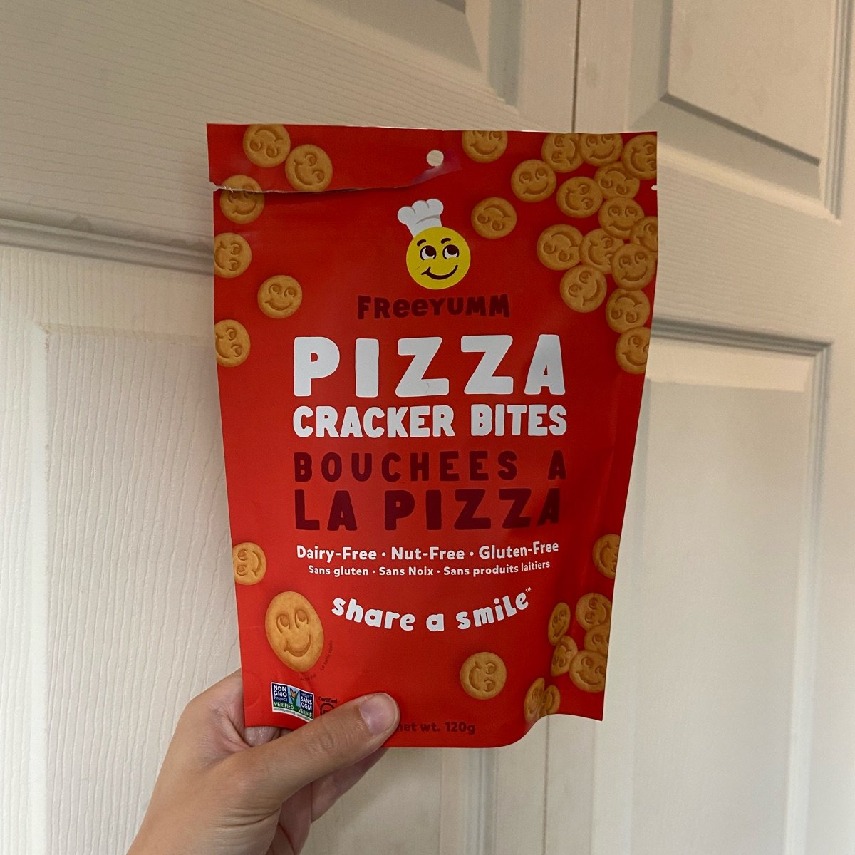 Pizza Cracker Bites from Freeyumm - Vegan Product Reviews & Ratings ...