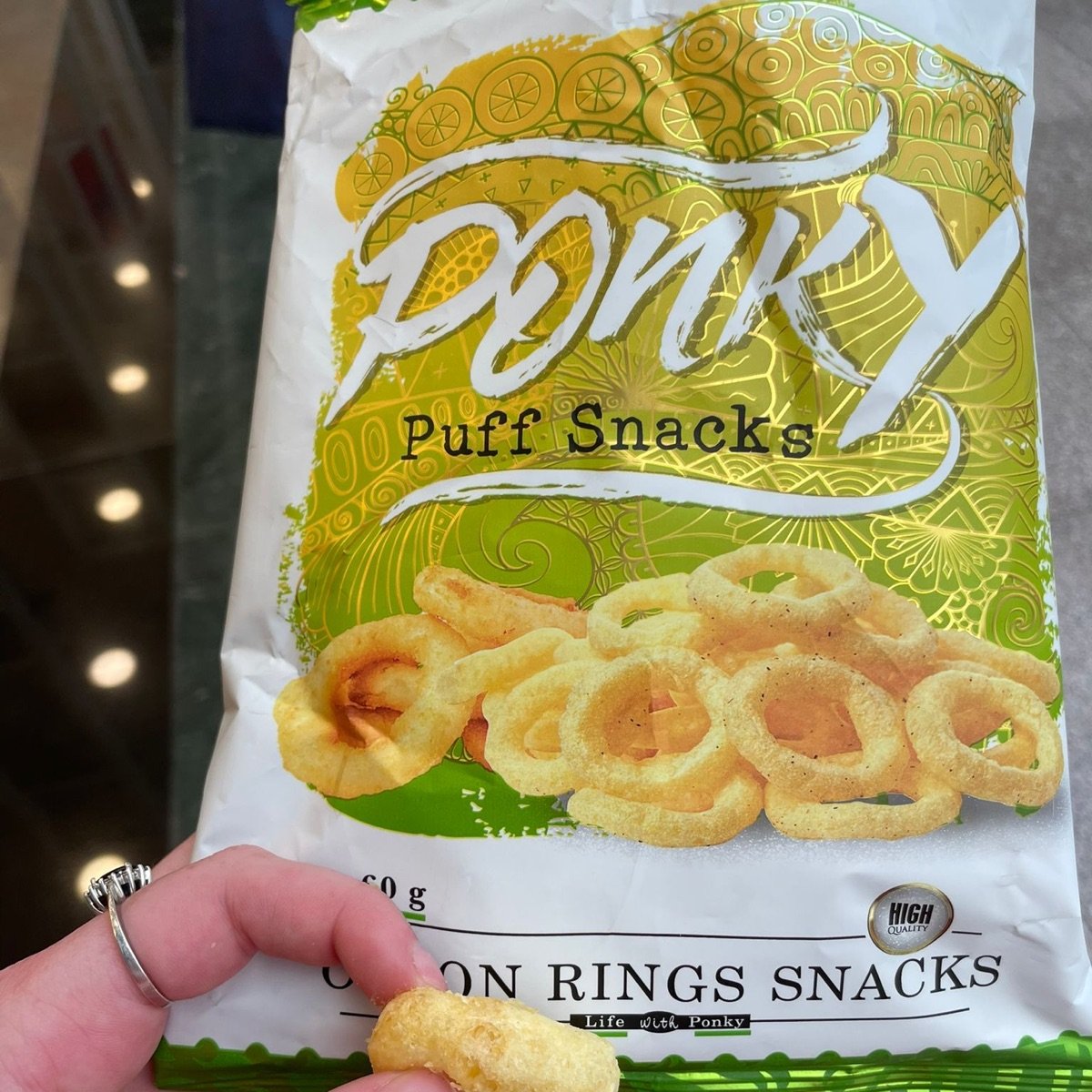 Ponky Puff Onion Ring Snacks from Classa - Vegan Product Reviews ...