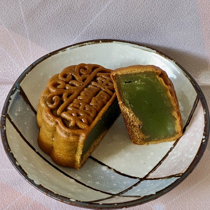 Fu Chong 富冲 Jade Pandan Mooncake Review | abillion