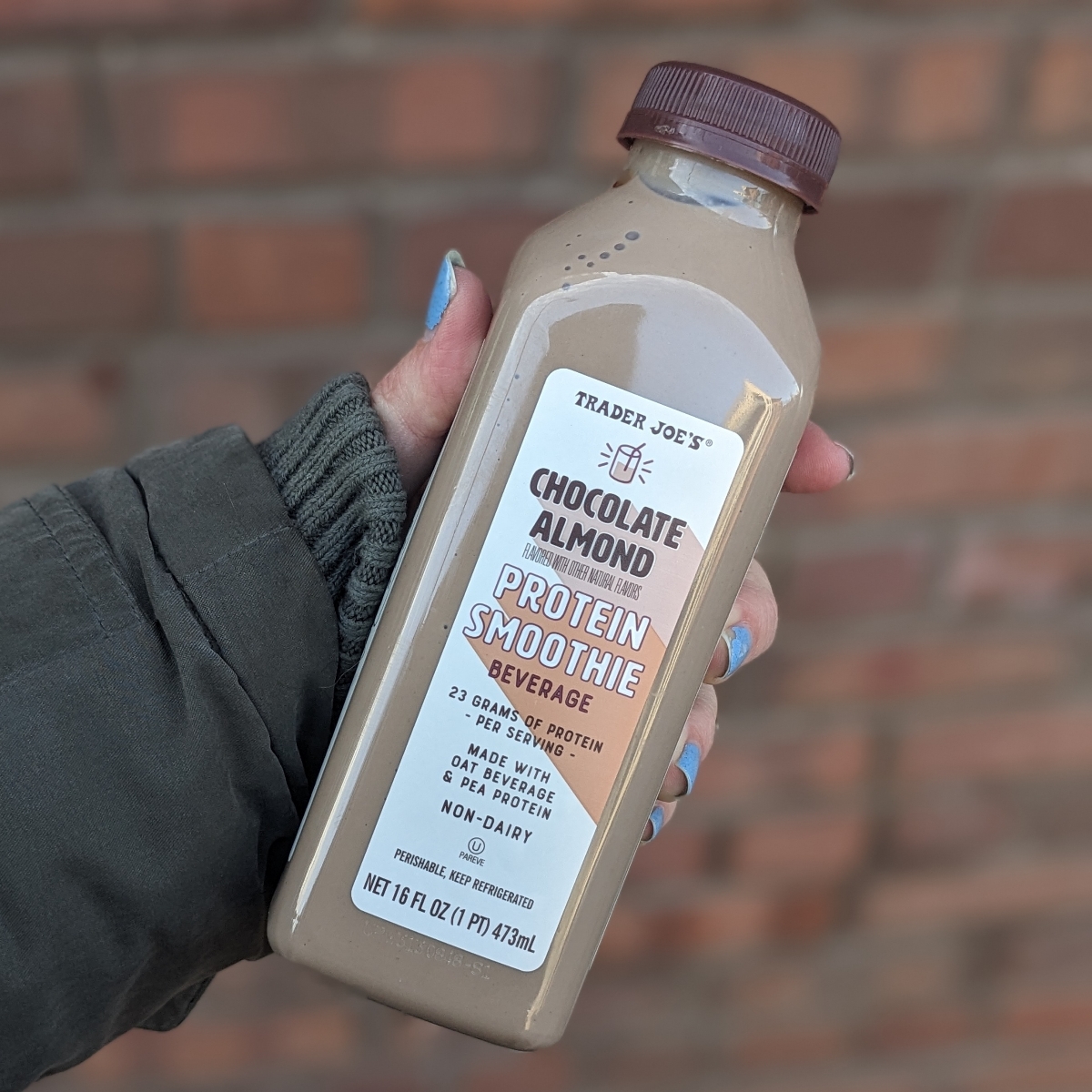 Trader Joe's Chocolate Almond Protein Smoothie Reviews | abillion
