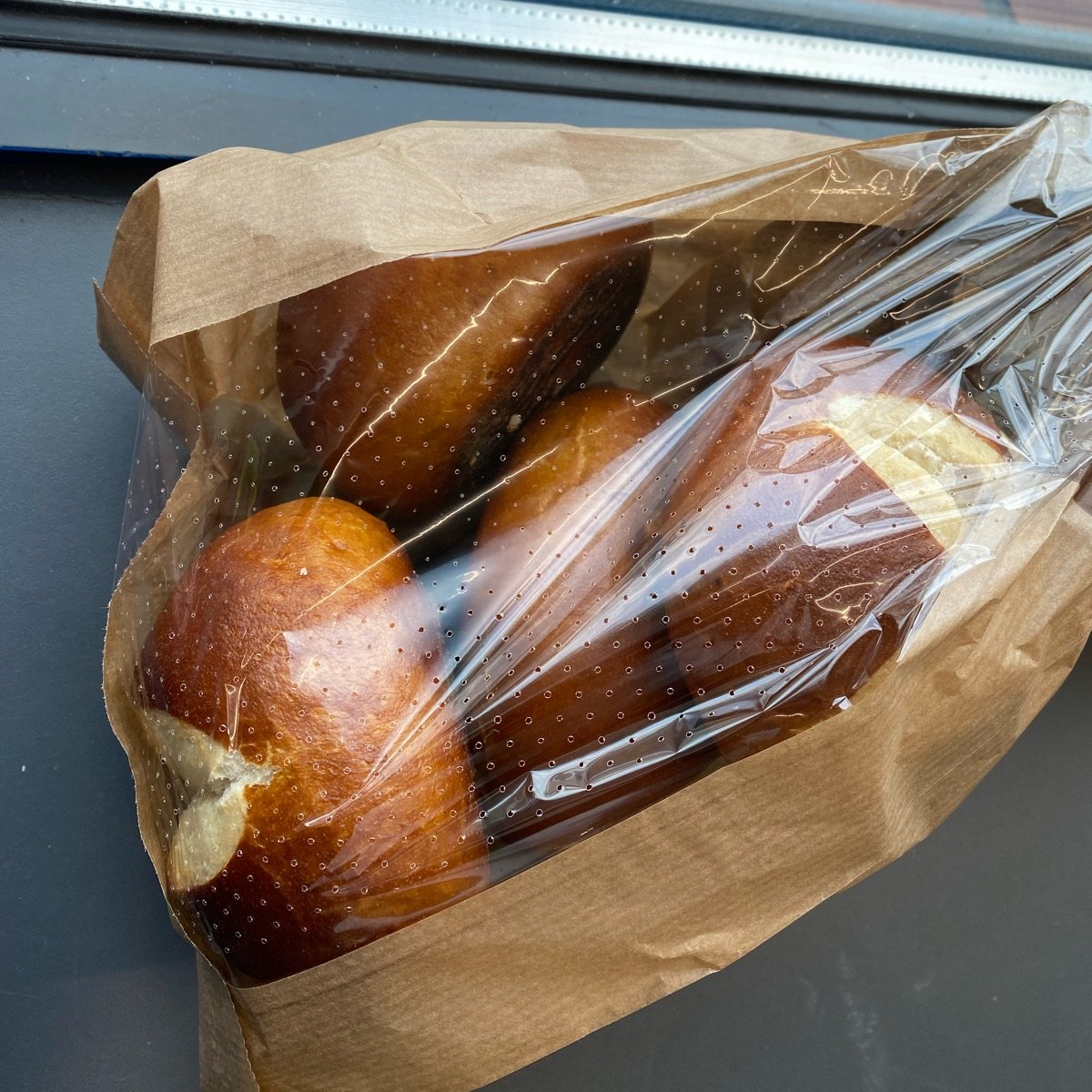 pretzel rolls from Lidl - Vegan Product Reviews & Ratings | abillion