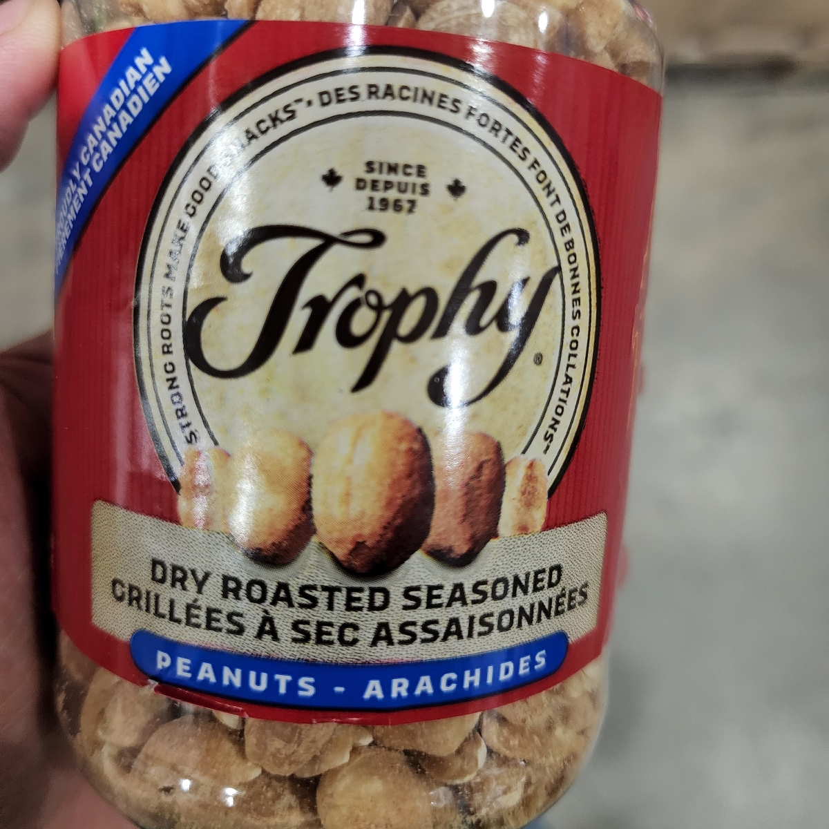 Dry Roasted Peanuts from Trophy - Vegan Product Reviews & Ratings ...