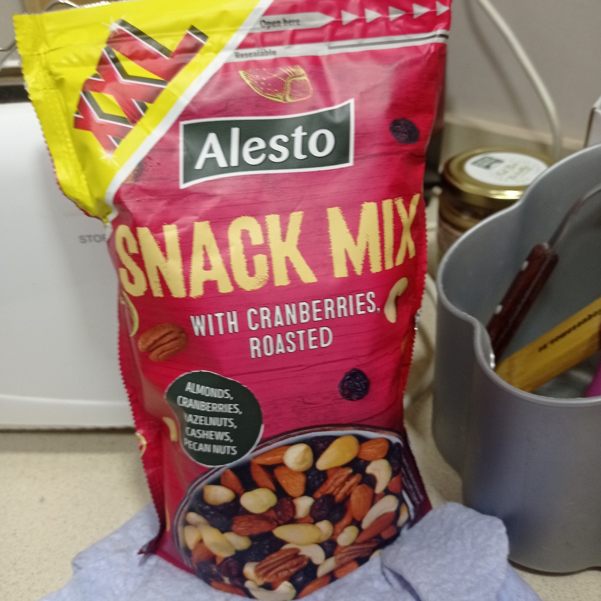 XXL Snacks Mix from Alesto - Vegan Product Reviews & Ratings | abillion