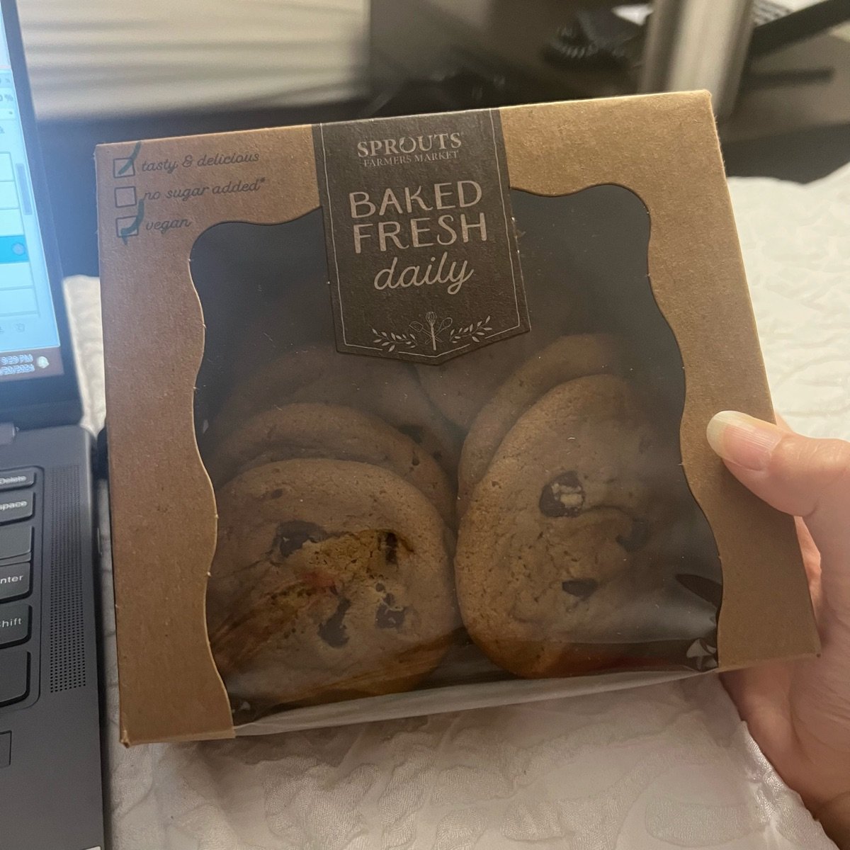 Sprouts Farmers Market - Vegan Chocolate Chip Cookies Review | abillion