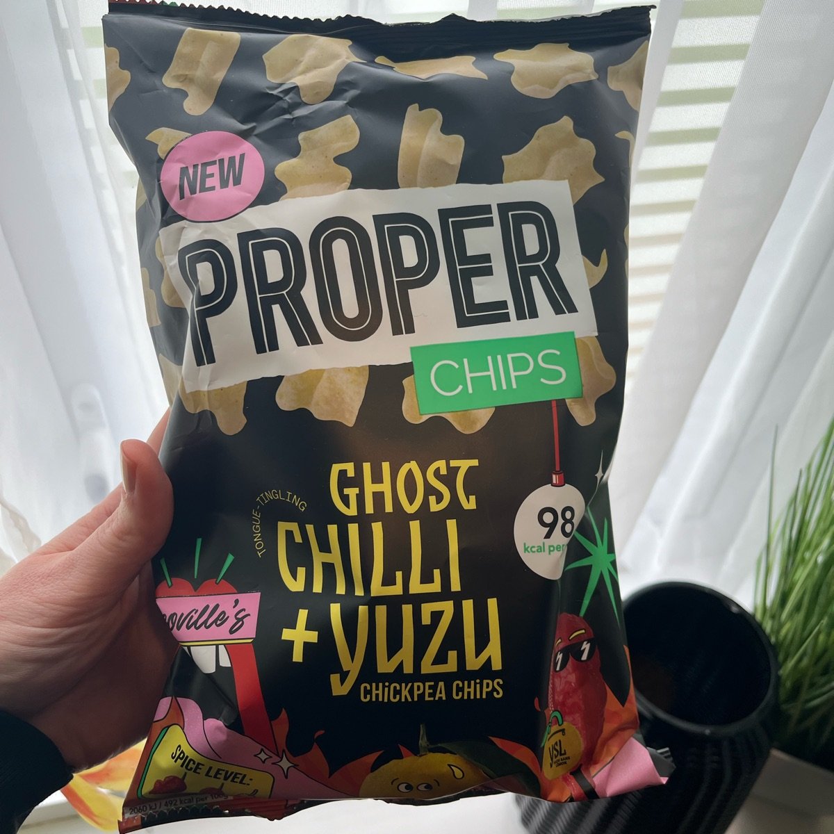 Proper Chips Ghost Chilli & Yuzu Chickpea Chips 评价 | abillion
