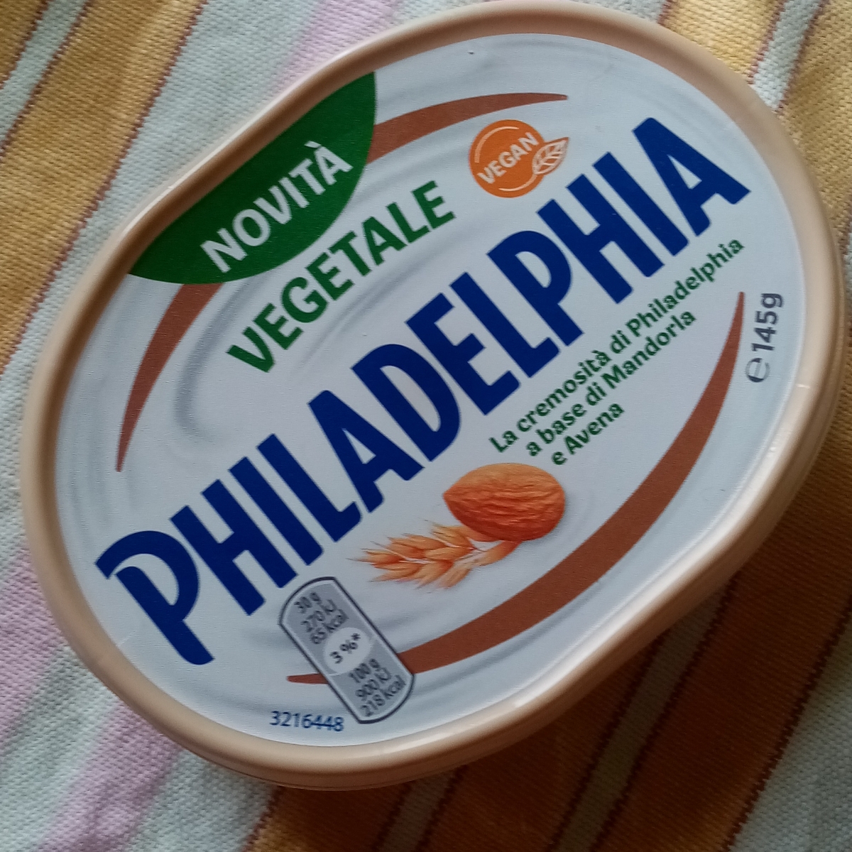 Vegetale Philadelphia from Mondelez Italia - Vegan Product Reviews ...