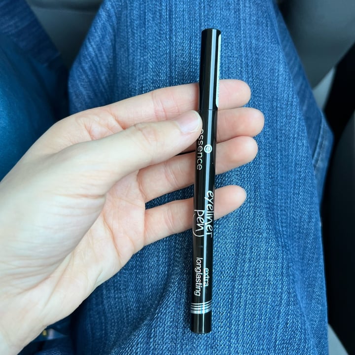 Essence Extra Longlasting Eyeliner Pen Review | abillion