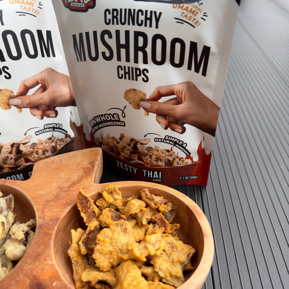 EVIL SNACKS Zesty Thai Crunchy Mushroom Chips Reviews | abillion