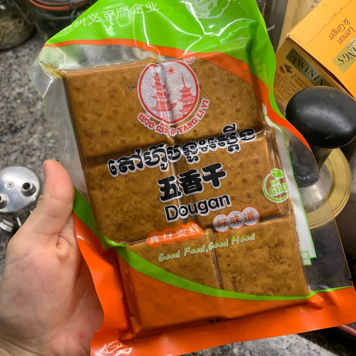 Dougan from Yang Yi Li - Vegan Product Reviews & Ratings | abillion