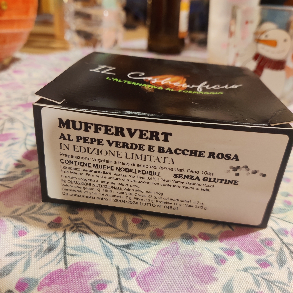 Muffervert al pepe verde e bacche rosa from Il CashewFicio - Vegan ...