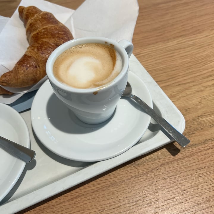 IKEA Padova, Italy Cappuccino deca di avena Review | abillion