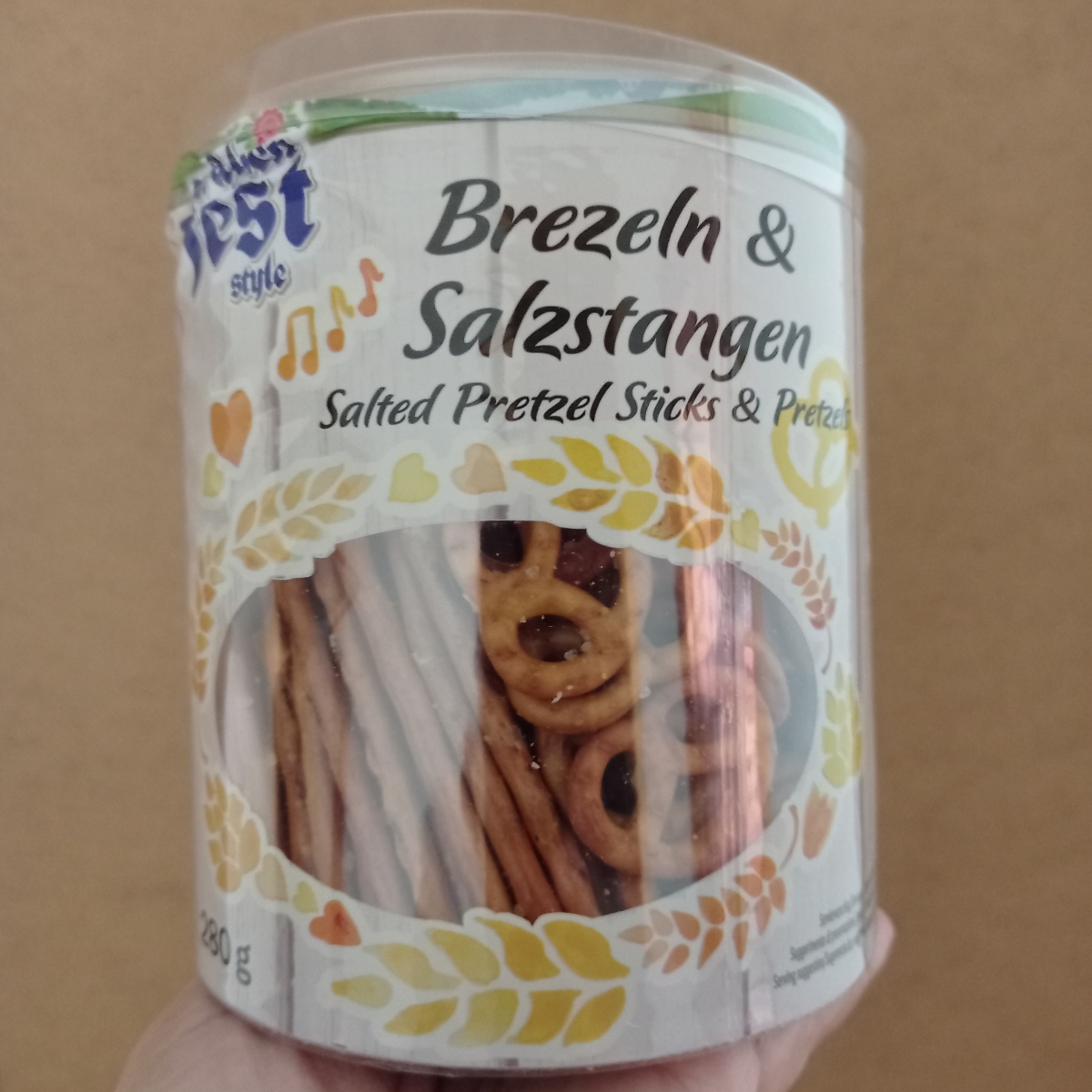 brezeln & salzstangen from Alpen fest style - Vegan Product Reviews ...