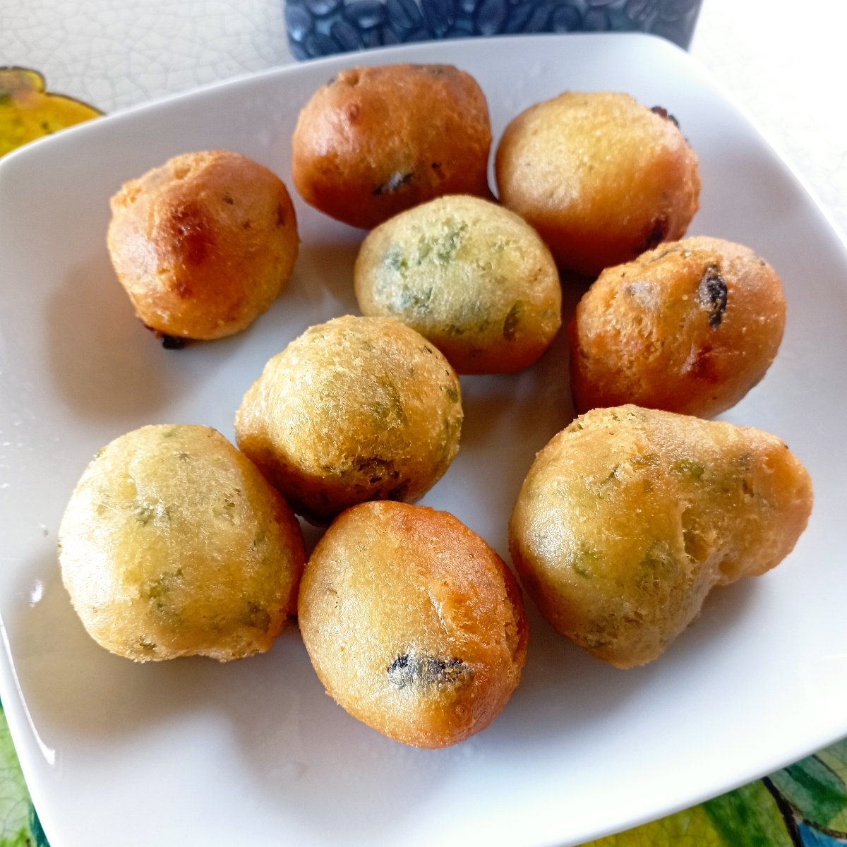 Aperitivo vegan at Bar Ingrid, Stromboli - Vegan Dish Reviews & Ratings ...