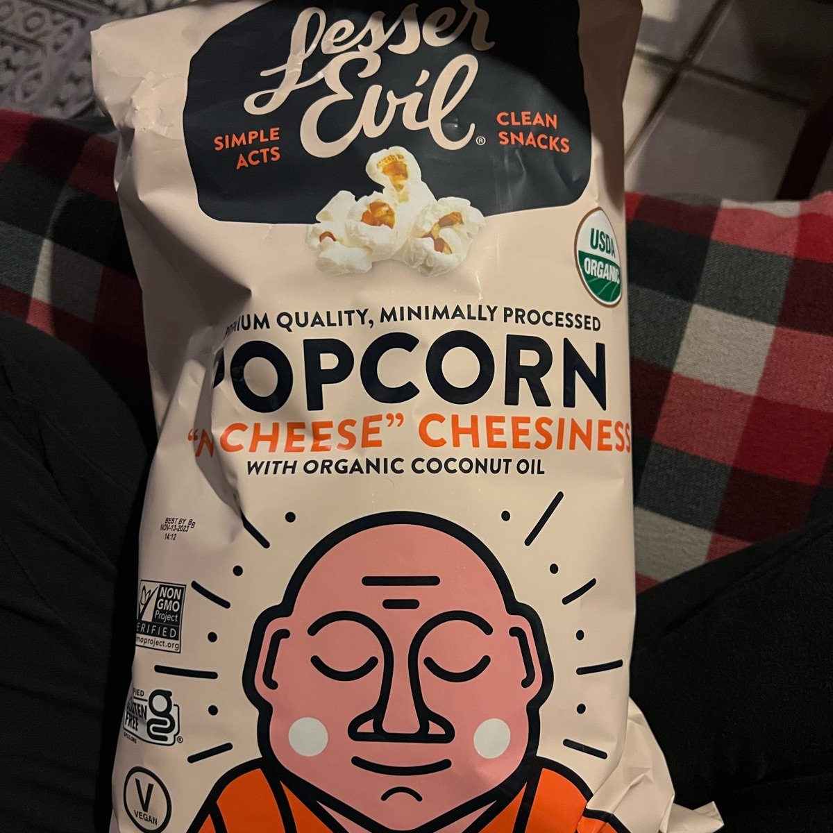 Lesser Evil Snacks - Organic Popcorn No Cheese Cheesiness Review | abillion