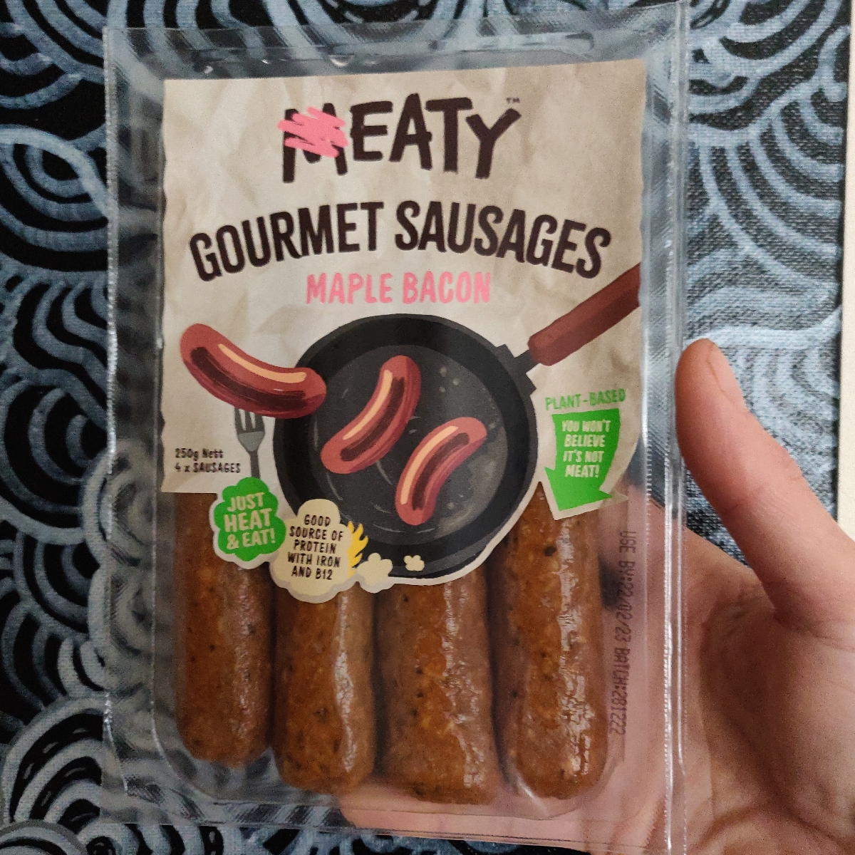 Gormet Sausages - Maple Bacon from Eaty - Vegan Product Reviews ...