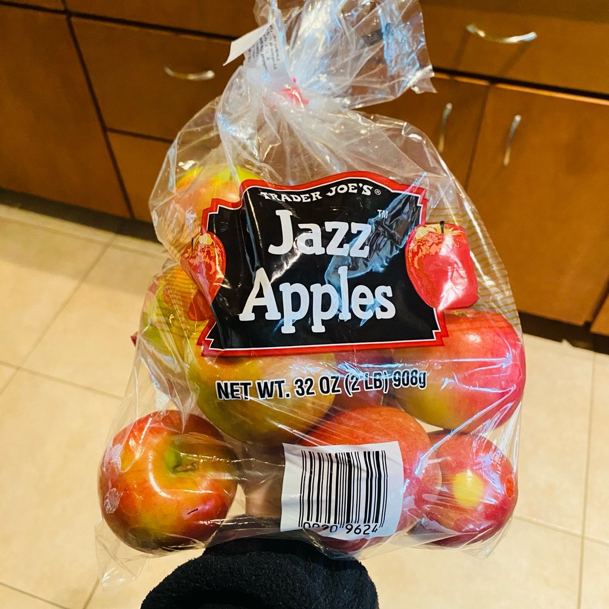 Jazz Apples from Trader Joe's - Vegan Product Reviews & Ratings | abillion