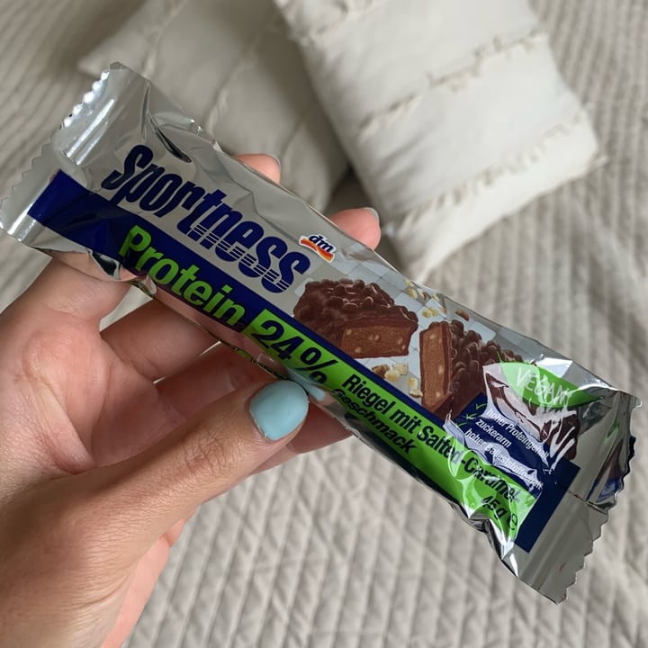 sportness Sportness Chocolate Salted Caramel Protein Bar Review | abillion