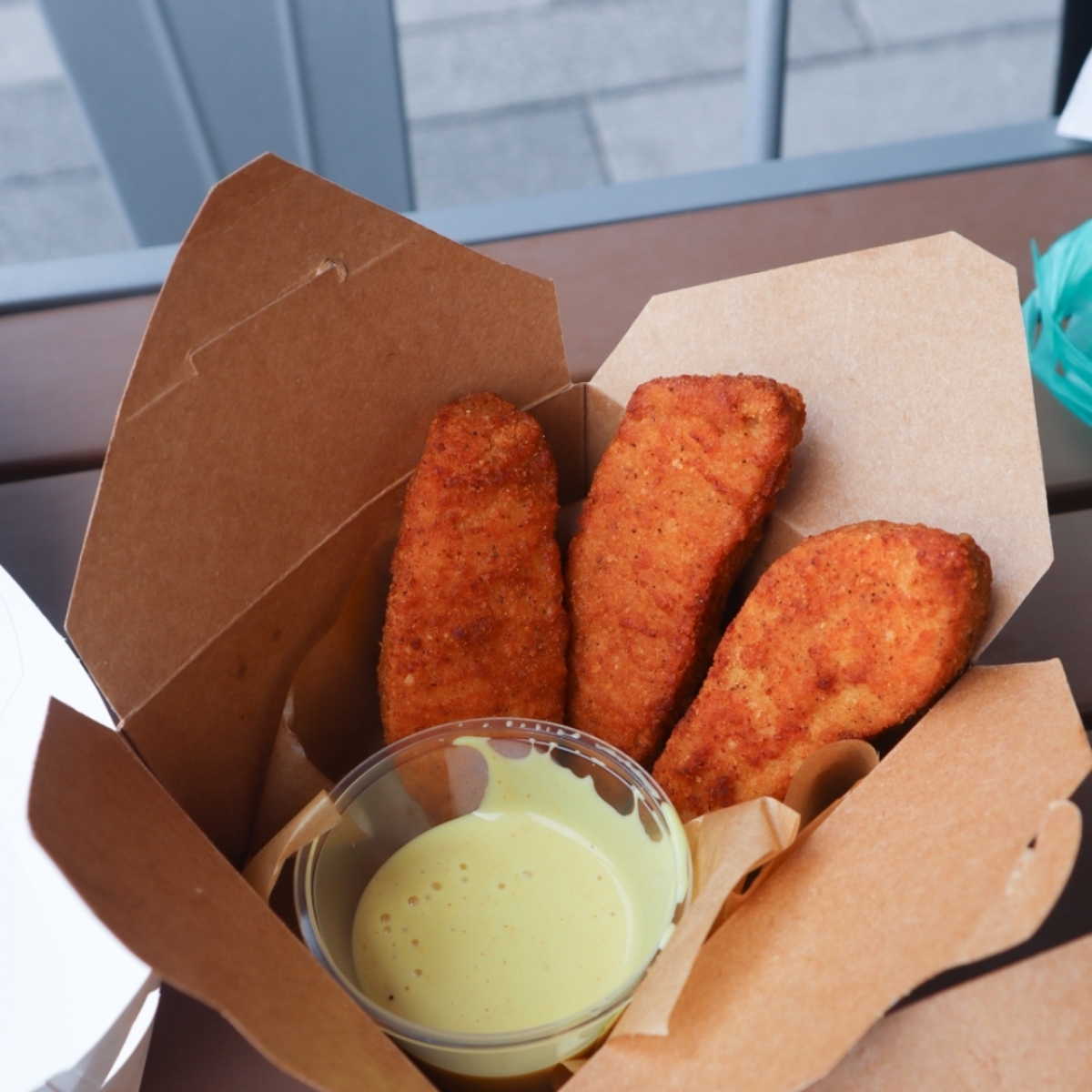 Burgeezy 1220 Waterway Blvd, Indianapolis, IN 46202, USA 3 pc Chick'n ...