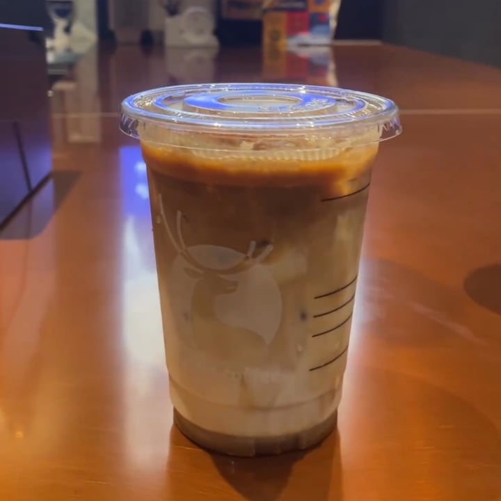 Luckin Coffee - Guoco Tower Downtown Core, Singapore Coconut Latte ...