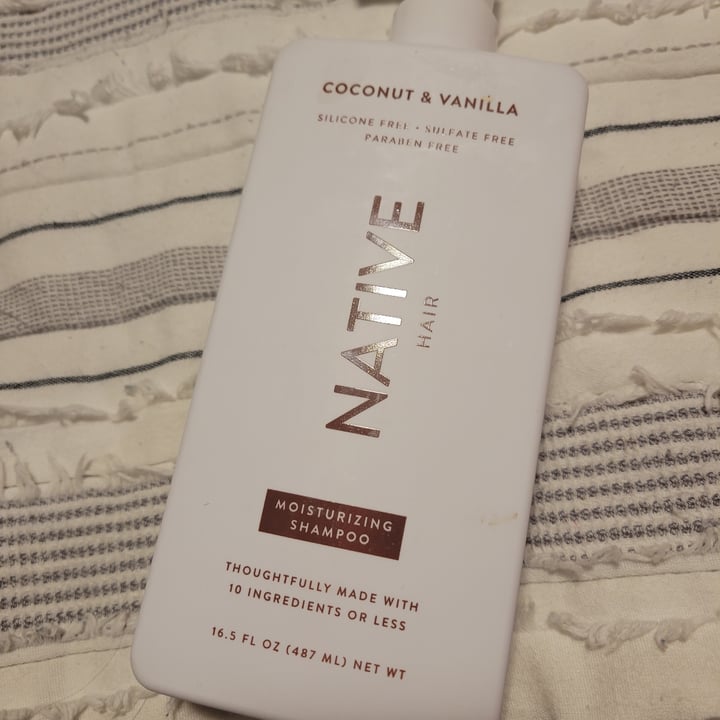 Native Coconut Vanilla Moisturizing Shampoo Review | abillion
