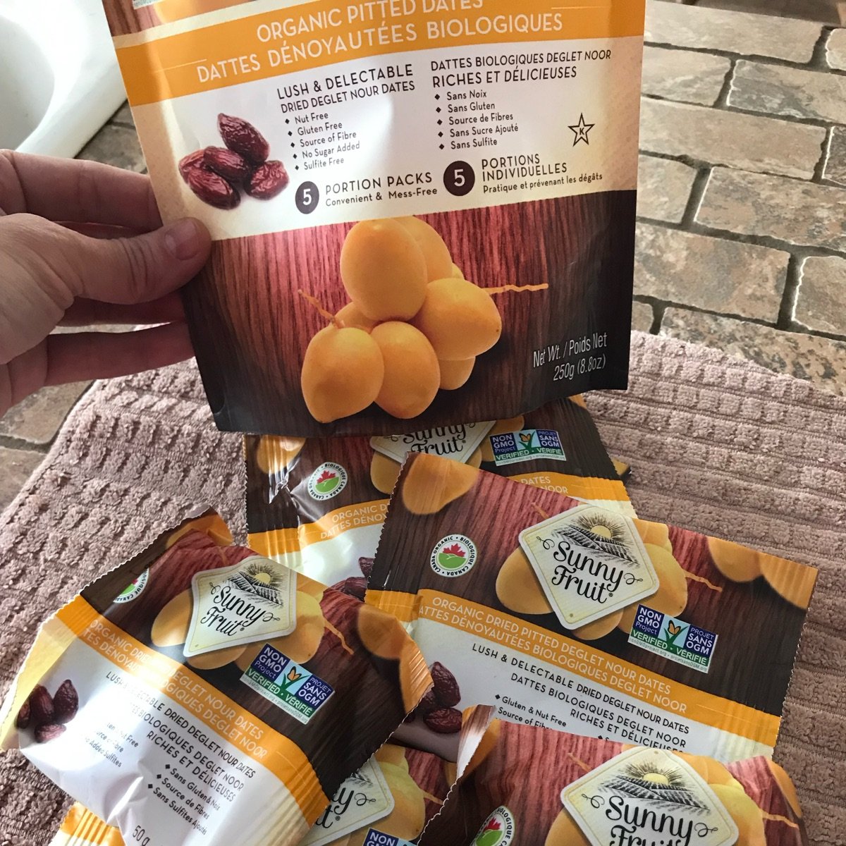 Organic pitted dates from Sunny Fruit - Vegan Product Reviews & Ratings ...
