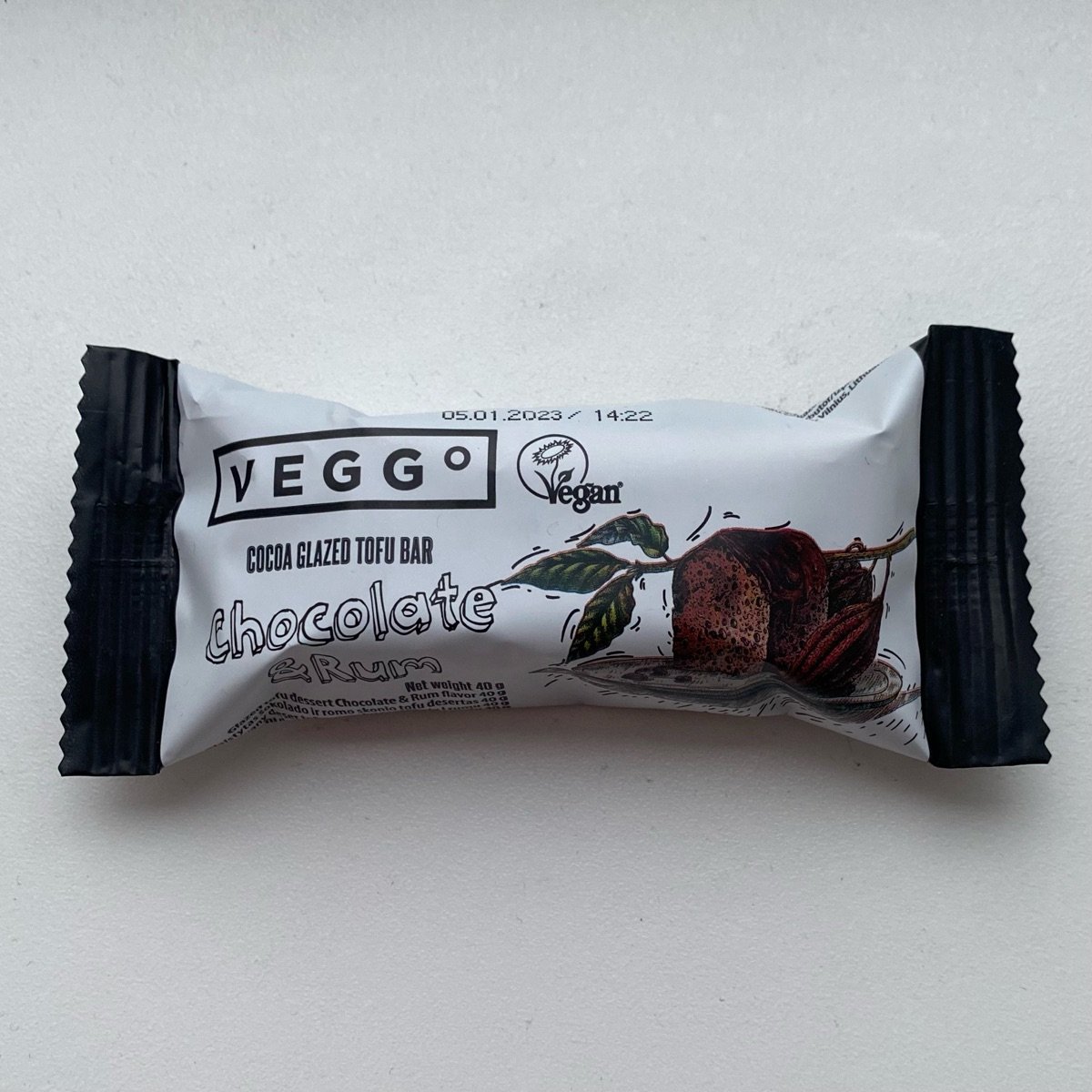Veggo Cocoa glazed tofu bar chocolate and rum Reviews | abillion