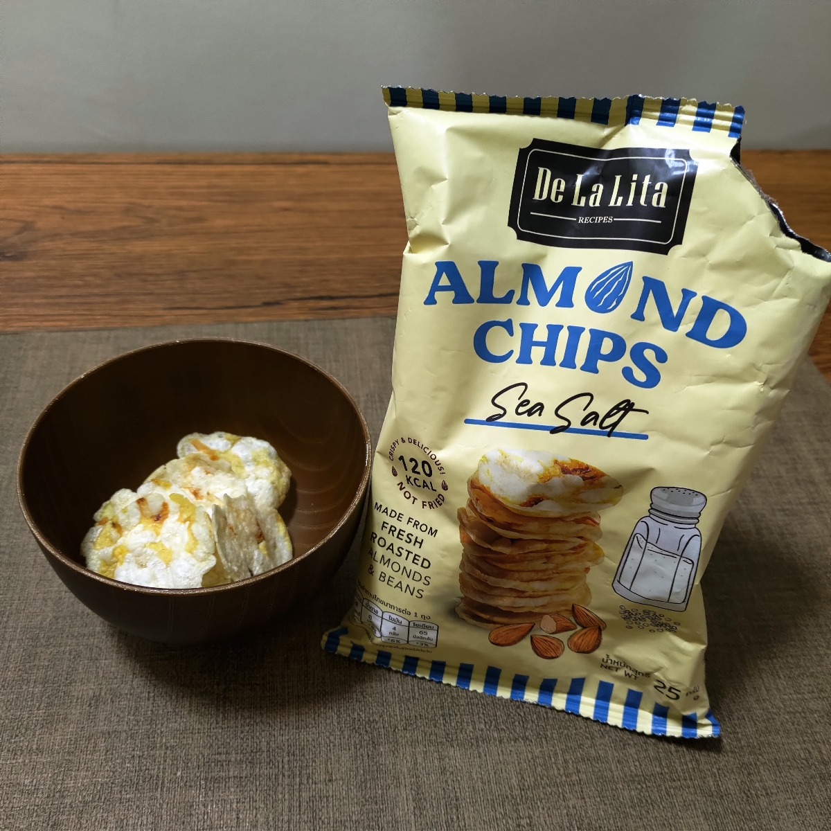 Almond Chips Sea Salt from De La Lita - Vegan Product Reviews & Ratings ...