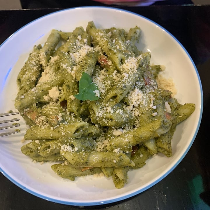 Luna's Kitchen Beirut Bayrut, Lebanon Pesto Pasta Review | abillion