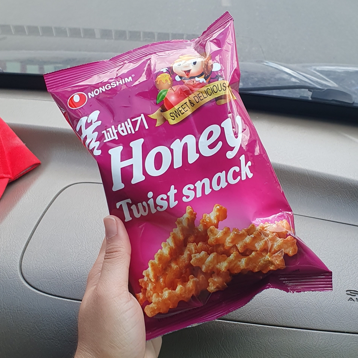 Honey Twist Snack from NONGSHIM (농심) - Vegan Product Reviews & Ratings ...