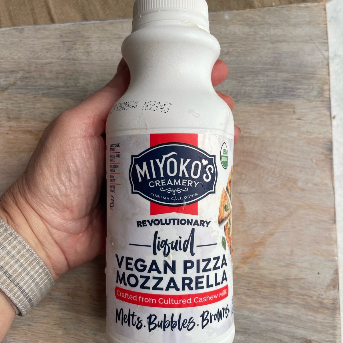 Miyoko's Creamery Liquid Vegan Pizza Mozzarella Review | abillion