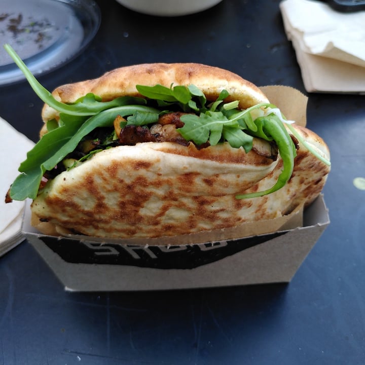 Shouk Mount Vernon Square, Washington, United States Shawarma Review ...