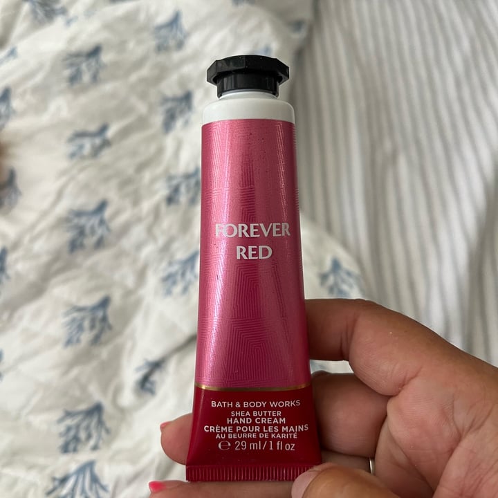 Bath & Body Works Forever red Review | abillion