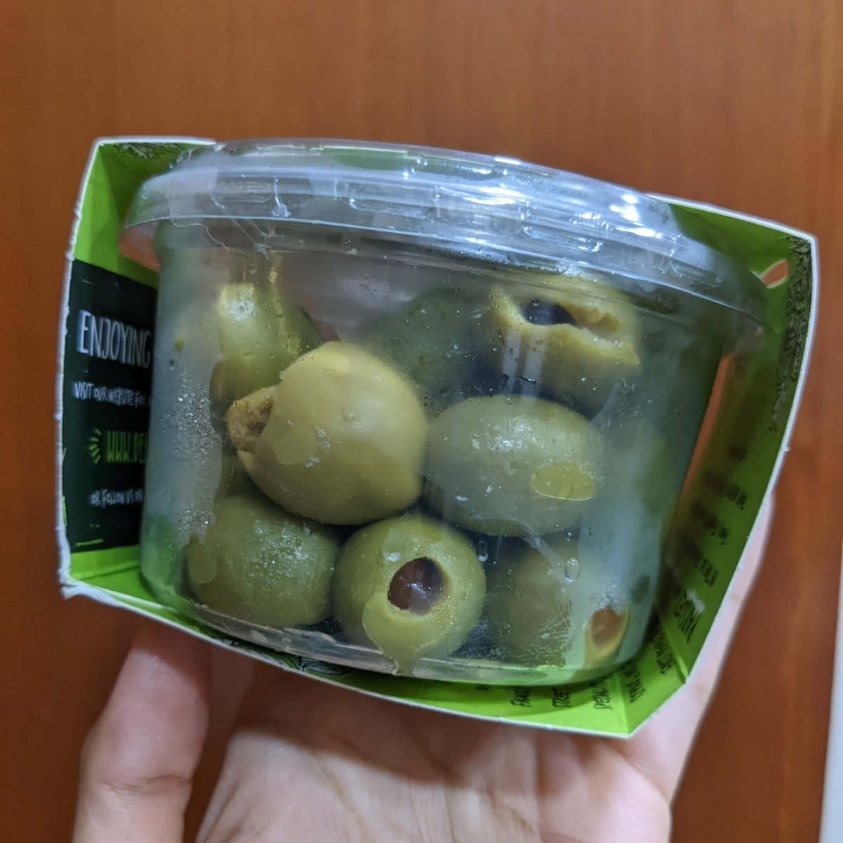 Green Stuffed Olives (With Sweet Succulent Pimento) from Delphi - Vegan ...