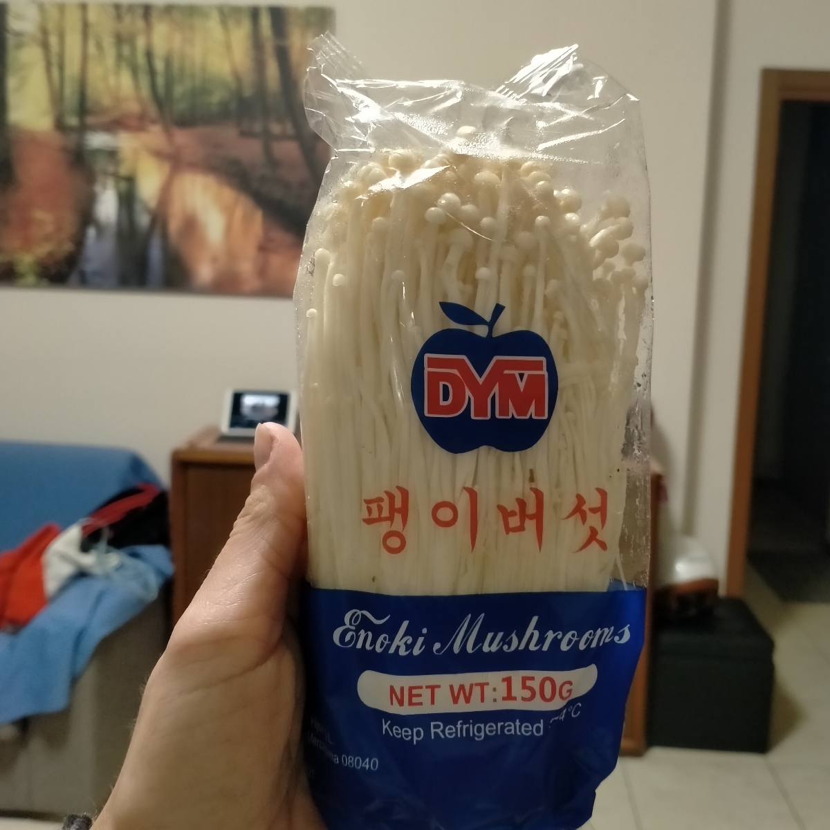 enoki mushrooms from Dym - Vegan Product Reviews & Ratings | abillion