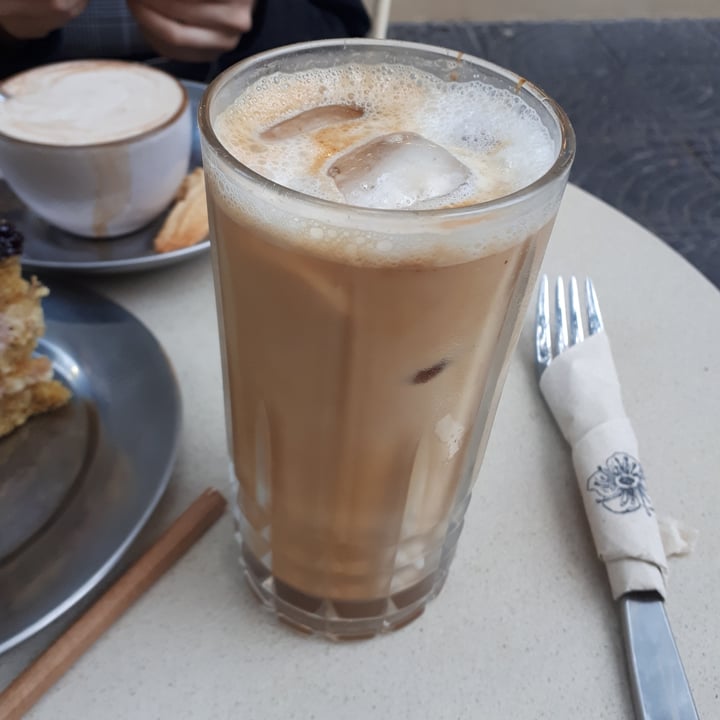 Vica Plant Based Iced Latte Review | abillion