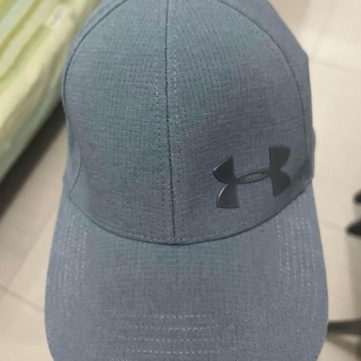 Under Armour Gray Cap Review | abillion