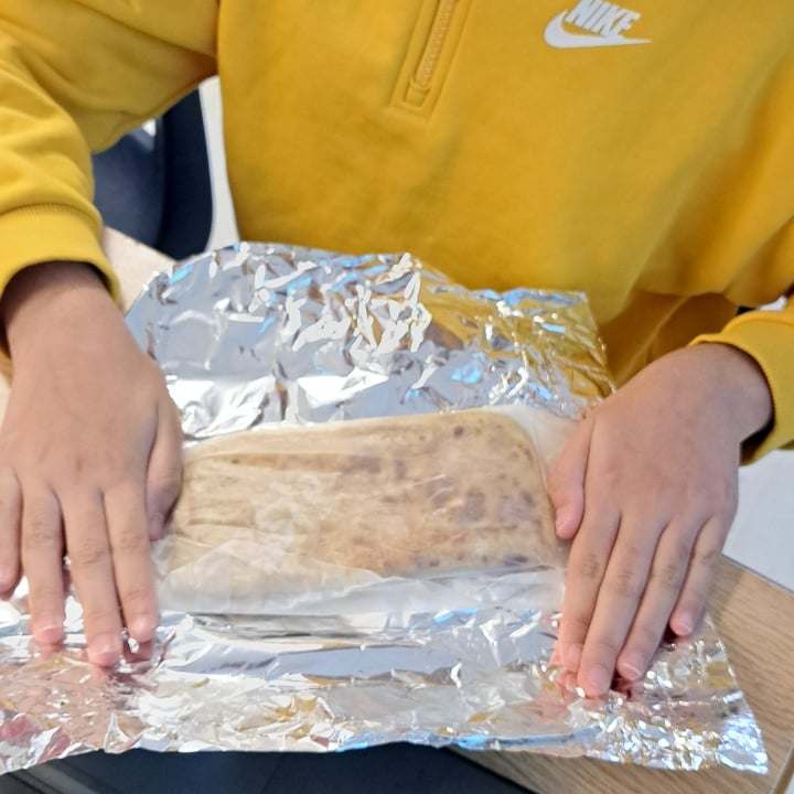 Alima's Roti and Pastry Brampton, Canada Roti Review | abillion